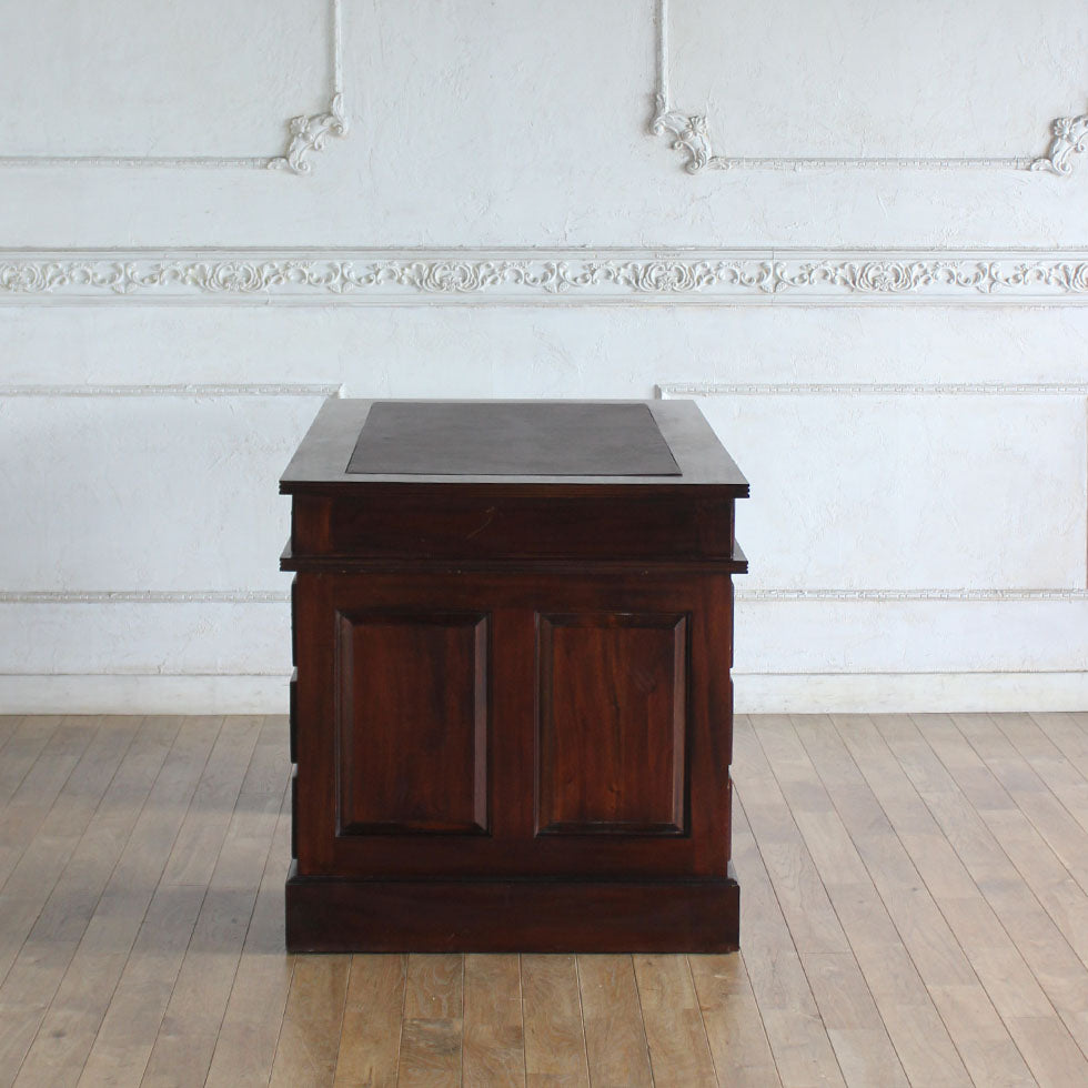 アンティーク調 ニーホールデスク zta-602-y139 – レンタルアンティーク家具専門店 サムシングフォーレンタル京都